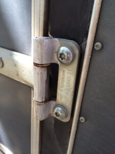 How to Remove Door Hinge Pins? - China industrial hinges factory